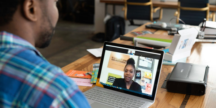 In-Person vs. Virtual vs. Hybrid: How to Choose Your Event Format