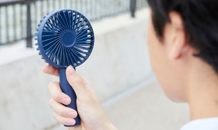 10 Exhibition Booth Swag Items that Attendees Actually Want